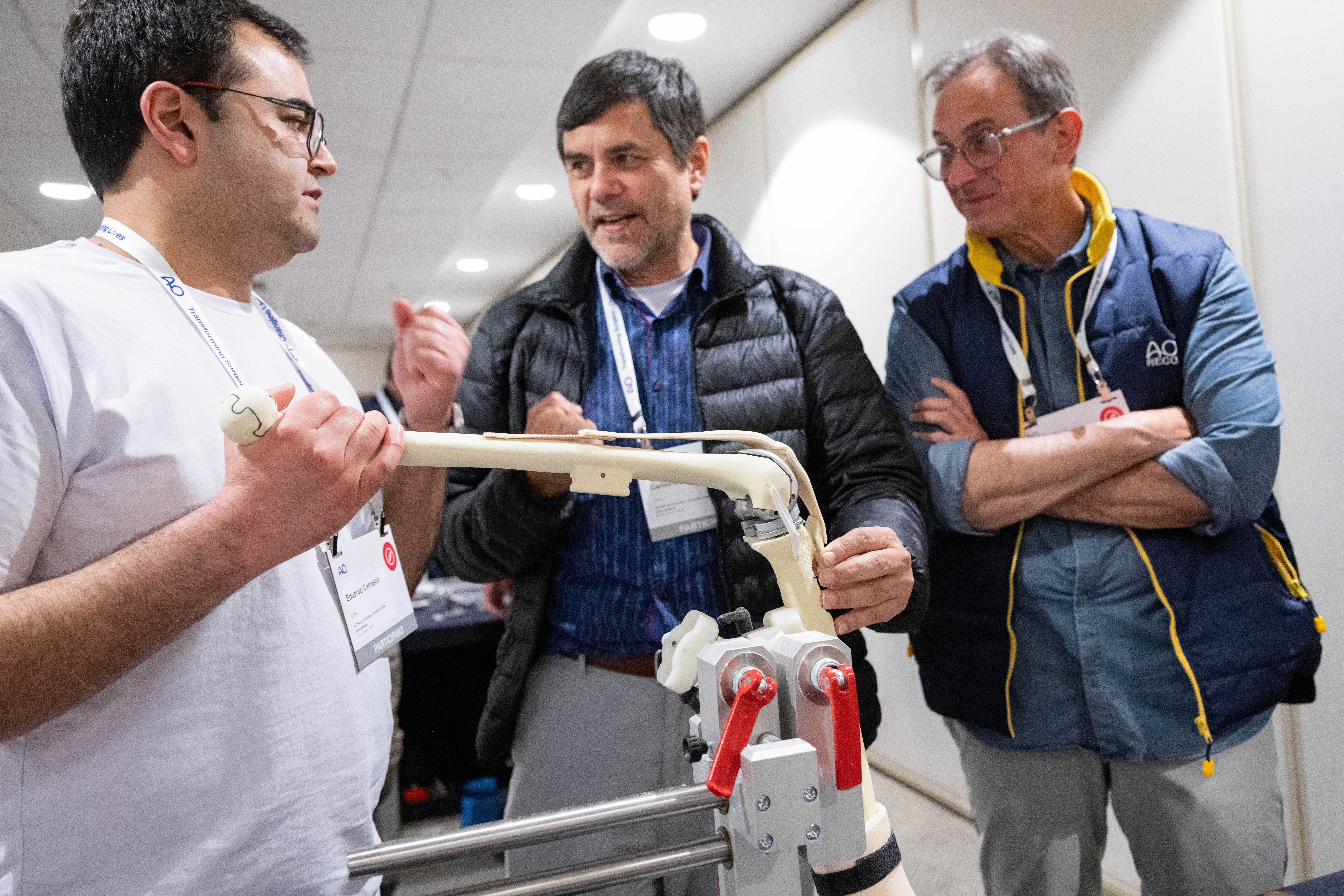 Principles of Total Hip and Knee Arthroplasty - an Essential Course in ...